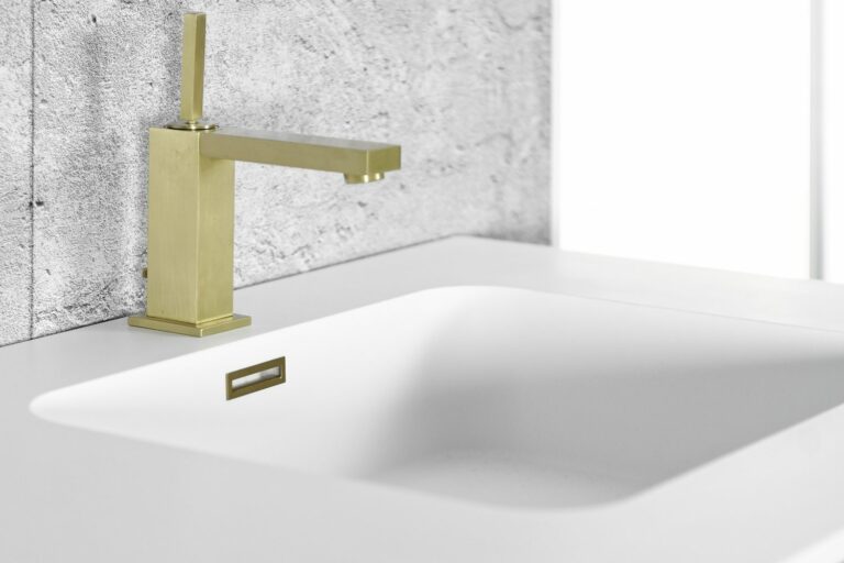 Lavatories: What Types Are Out There? - WETSTYLE
